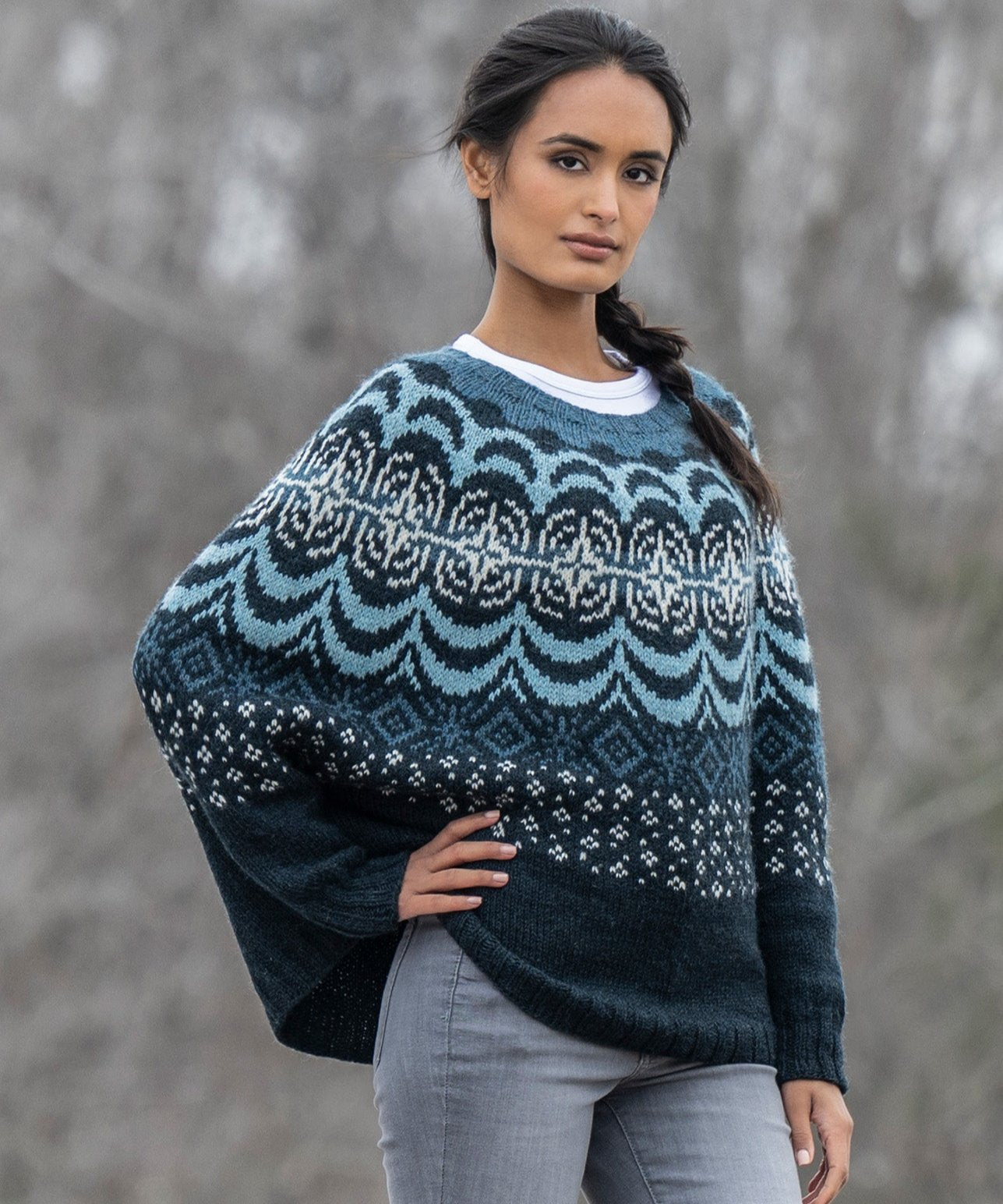 Supernovae Swoncho by Melanie Beck - Yarn Loop